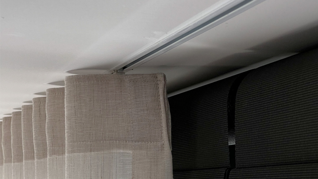 12 Different Types Of Curtain Tracks | 2025's Picks-Arabic Curtains
